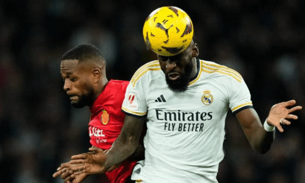 Rüdiger da un paso adelante, se convierte en el central perfecto