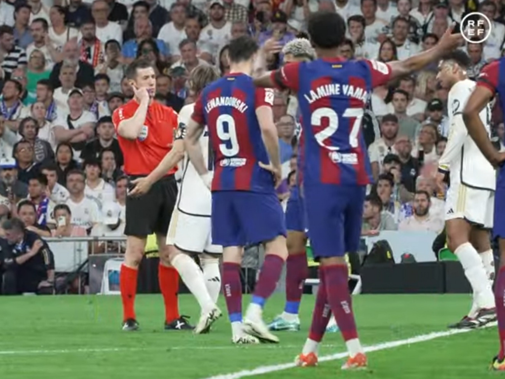 El CTA publica todos los audios de VAR del Real Madrid-Barça